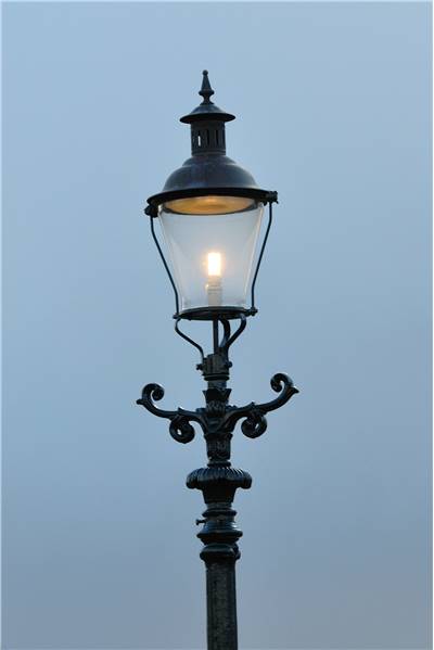 Electric Lighting History - Development of Electric Light